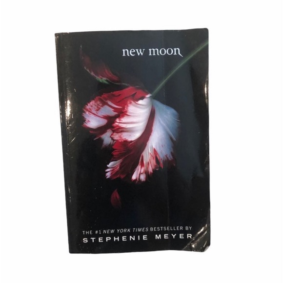 stephenie meyer | Other | New Moon Book From The Twilight Series | Poshmark